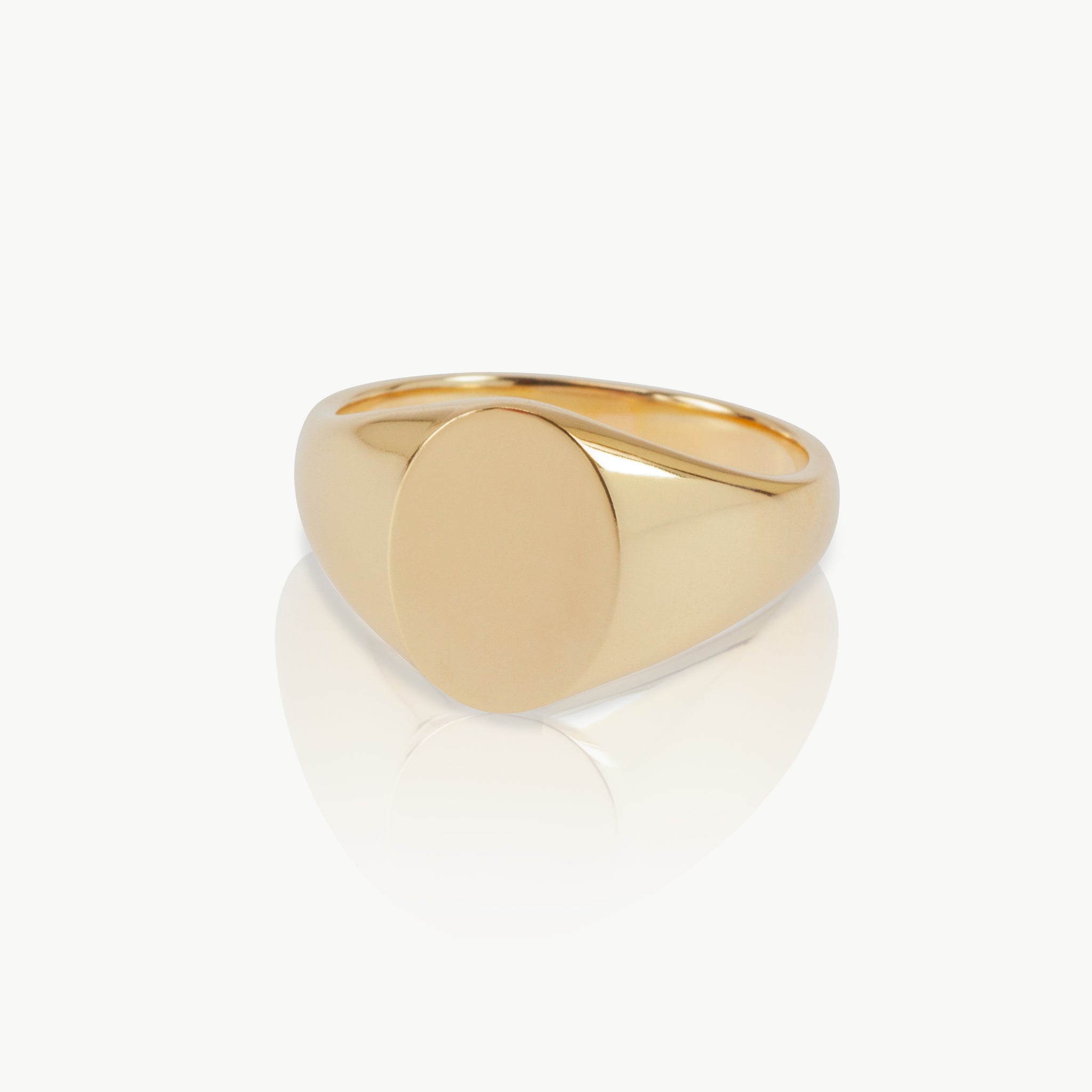 Bold Oval Gold Signet Ring – AuTerra